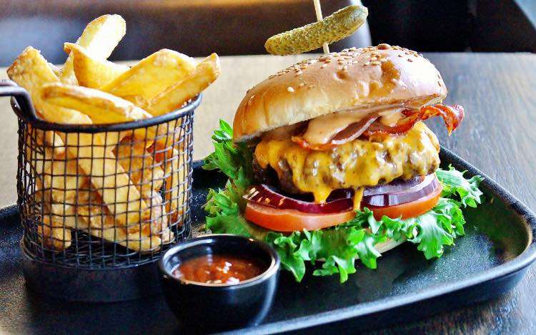 Bordreservasjon - frujuske.no